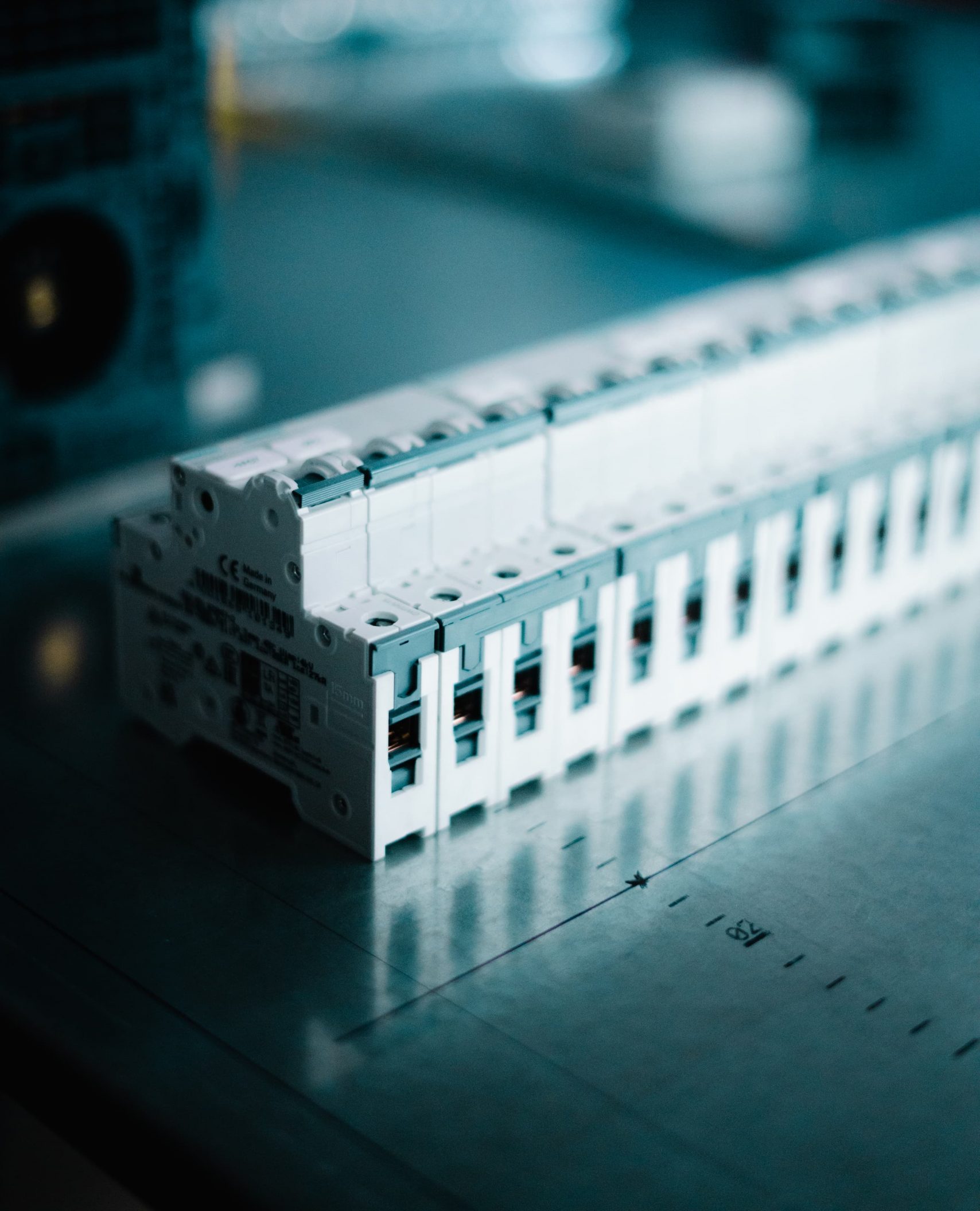 Unsere Leistungen - DCS - Digital Control Solutions